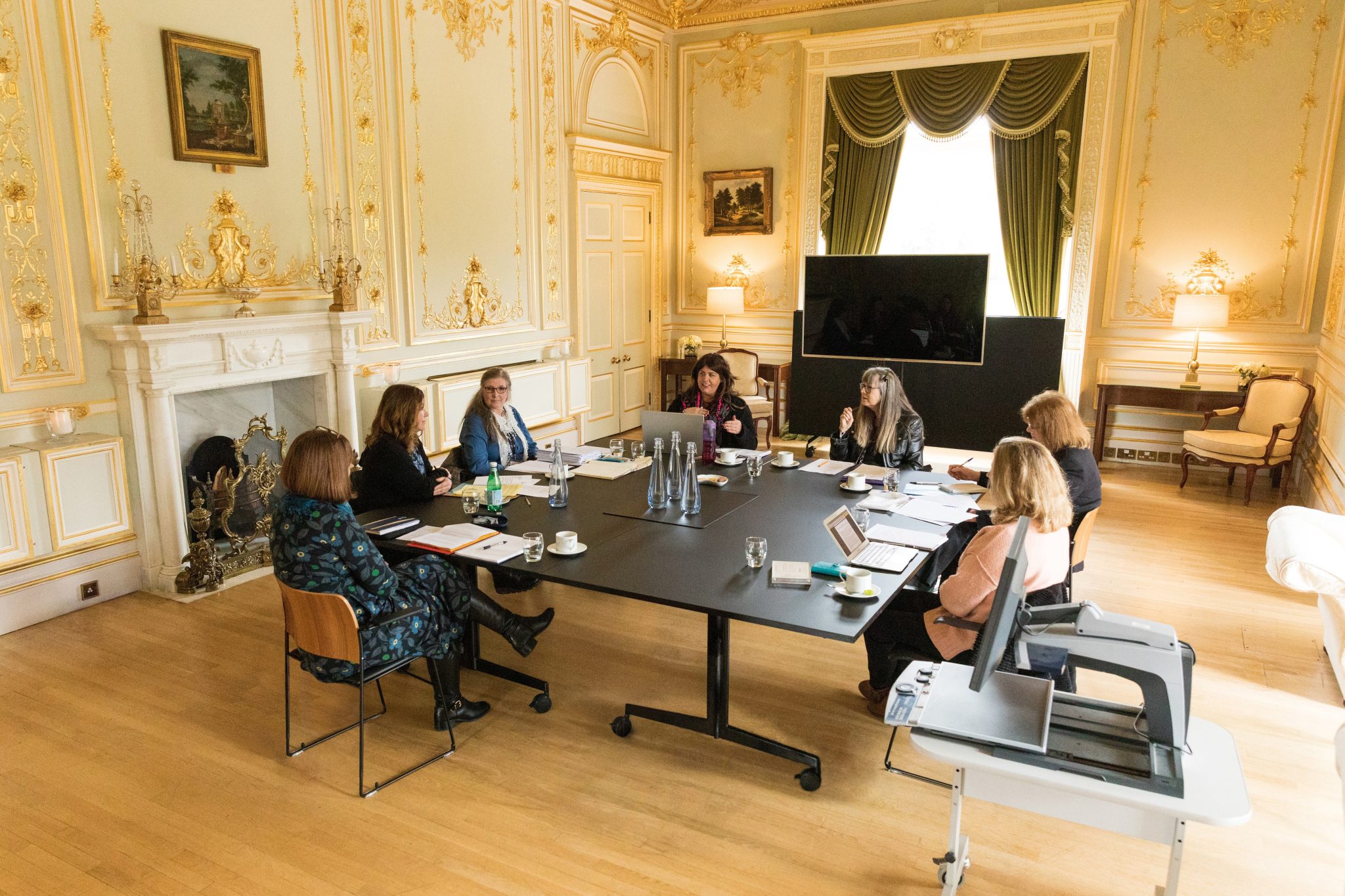 Fetcham Park Provides Meeting Space for Sensory Services by Sight for ...